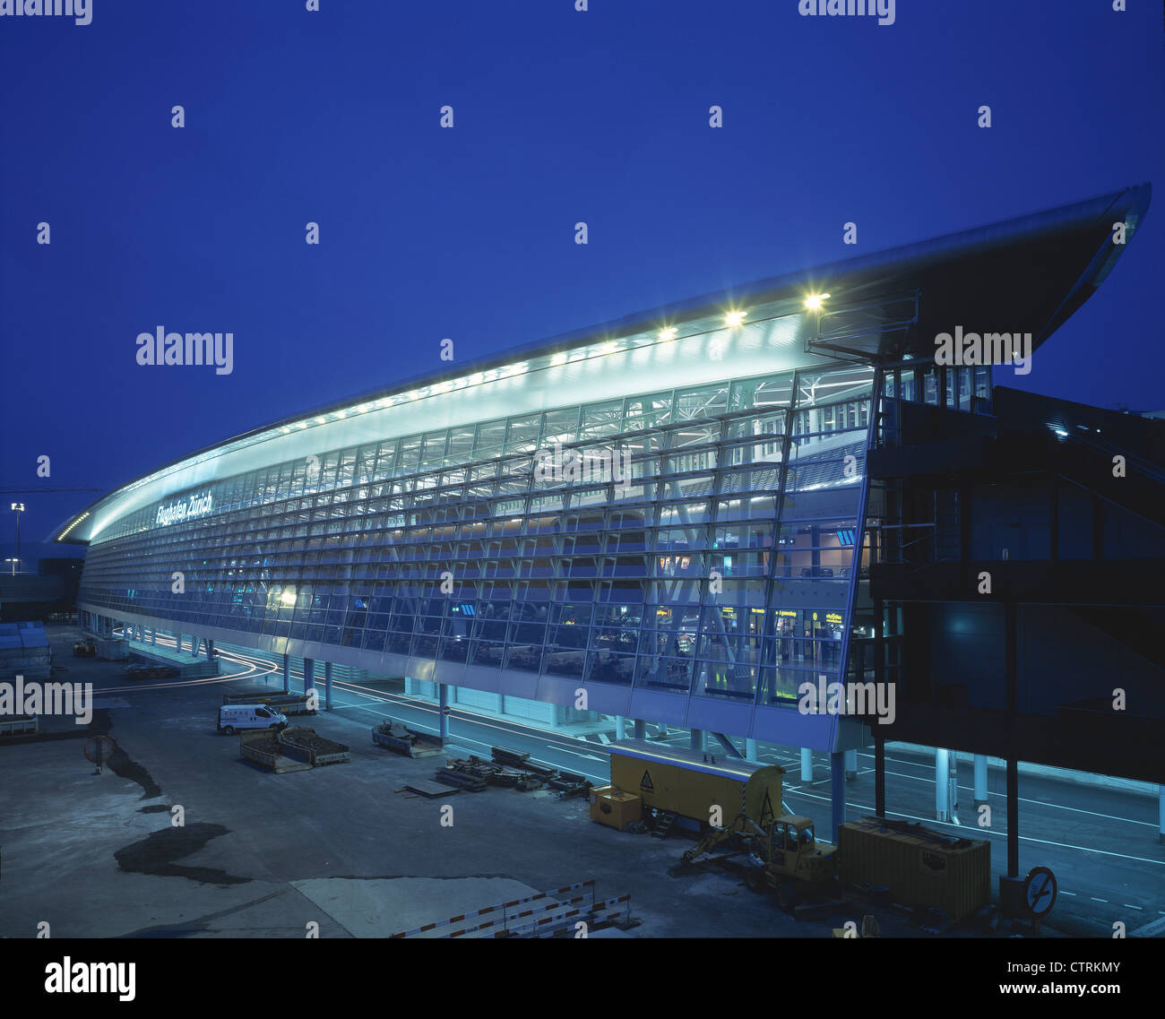 Airside center zurich airport hi-res stock photography and images - Alamy