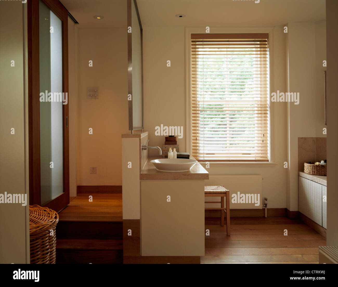 private house bedroom entry to bathroom Stock Photo - Alamy