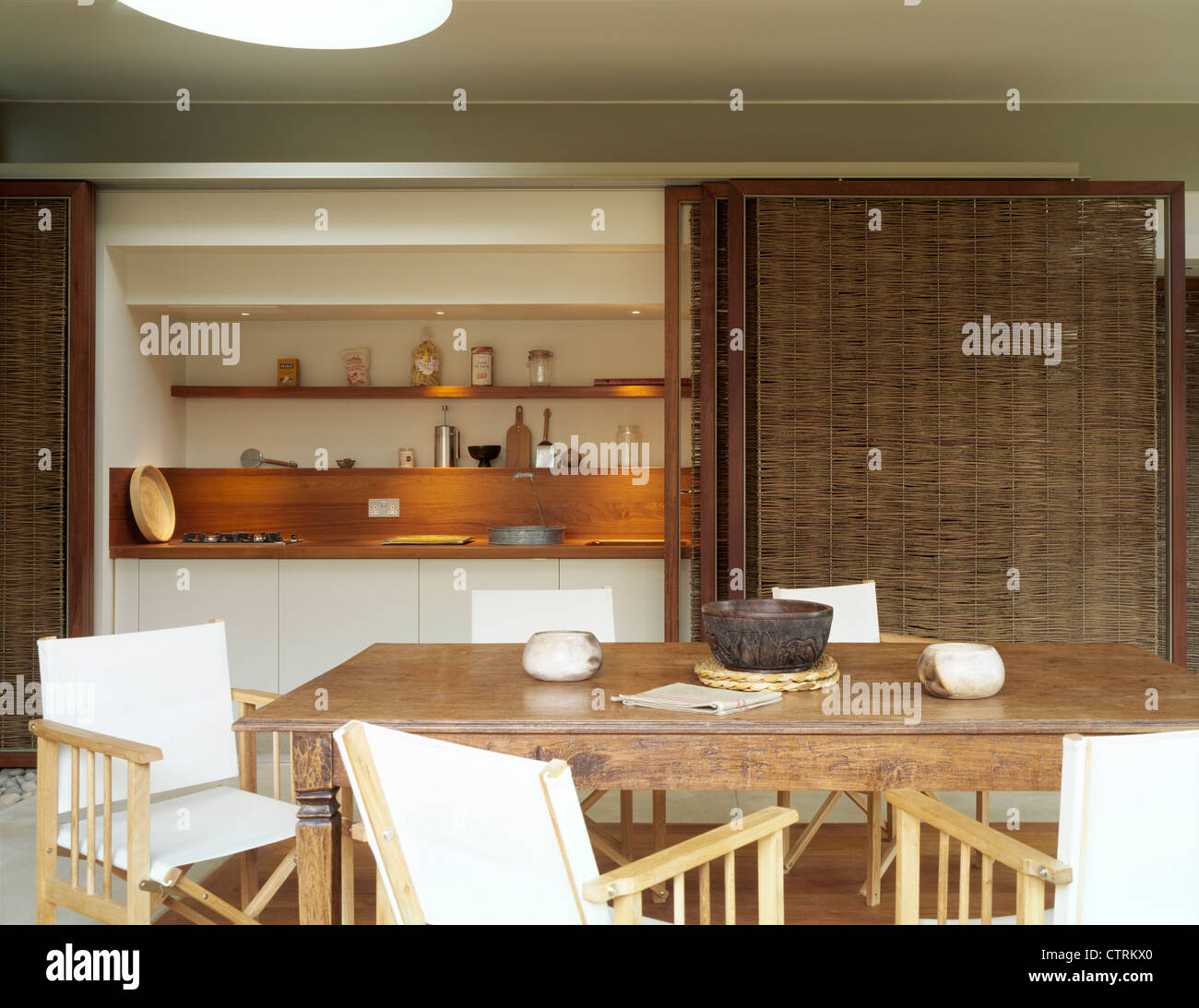 private house pavilion kitchen Stock Photo - Alamy