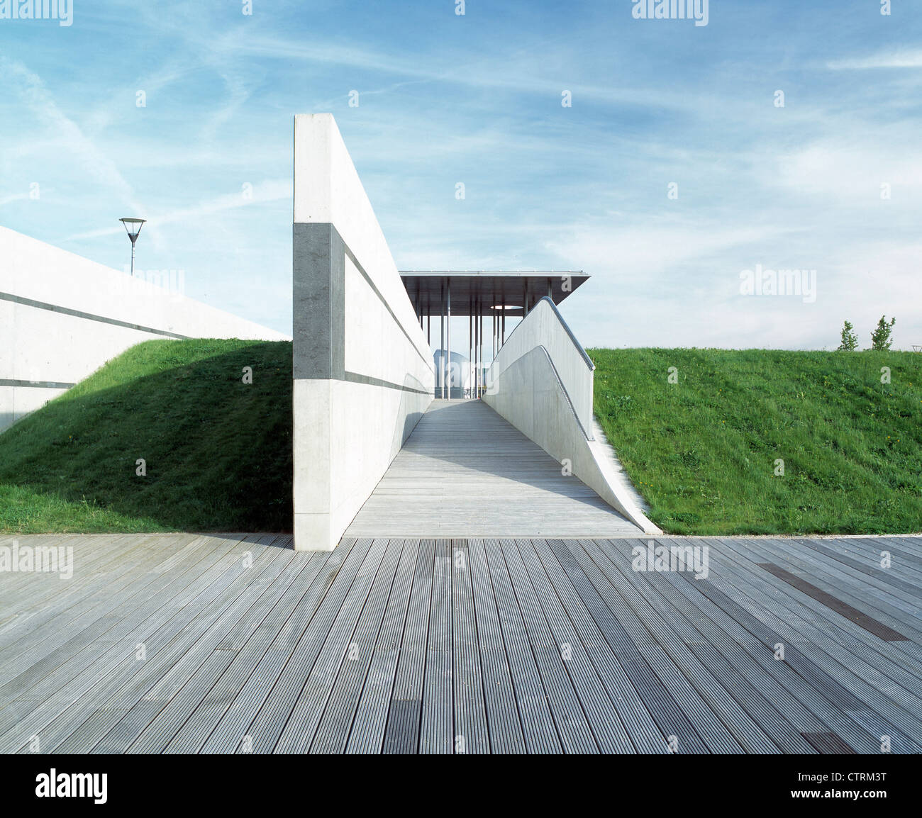 thames barrier park decking and ramp Stock Photo - Alamy