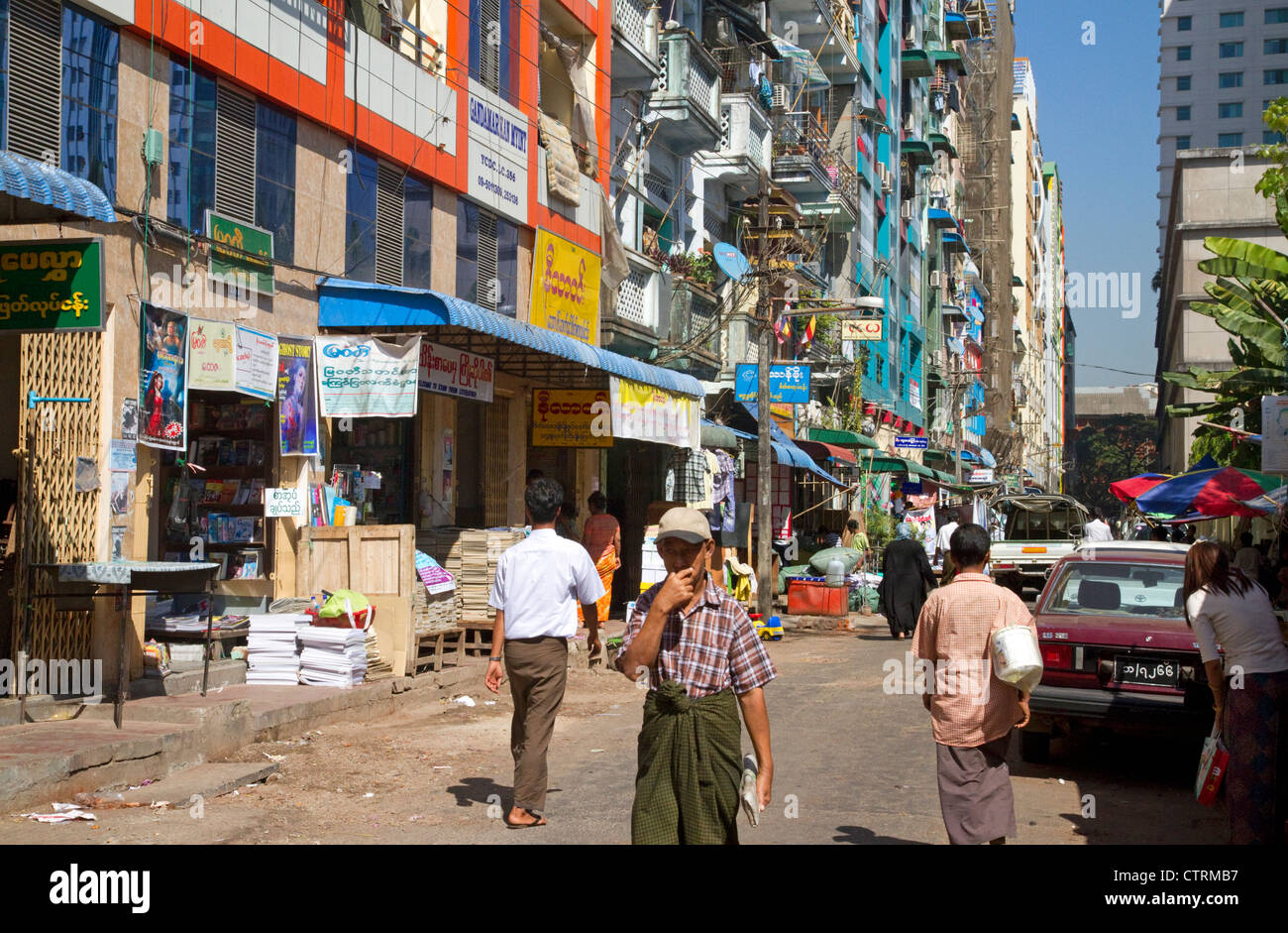 Street scene and pedestrians in central (Rangoon) Yangon, (Burma ...