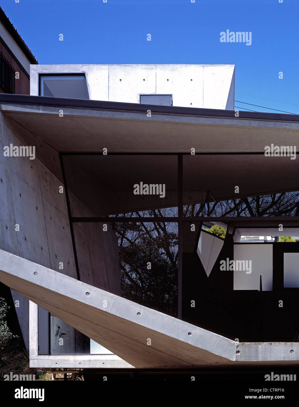 Y house hi-res stock photography and images - Alamy