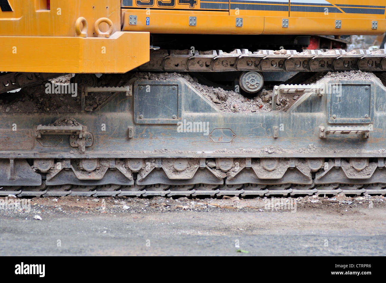 Bulldozer tracks hi-res stock photography and images - Alamy