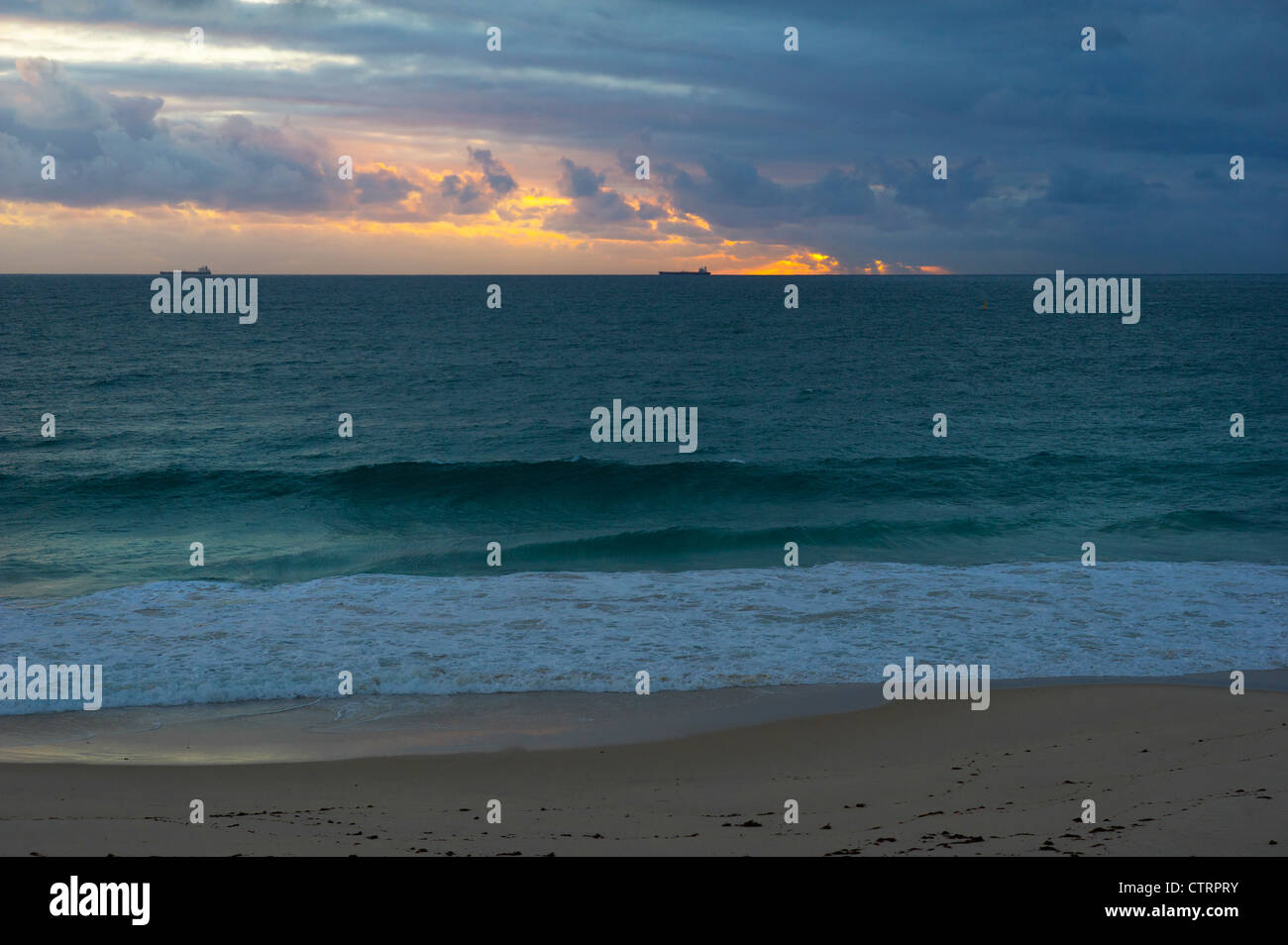 Off the coast of western australia hi-res stock photography and images ...