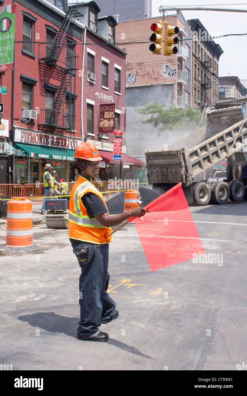 Workers infrastructure hi-res stock photography and images - Alamy