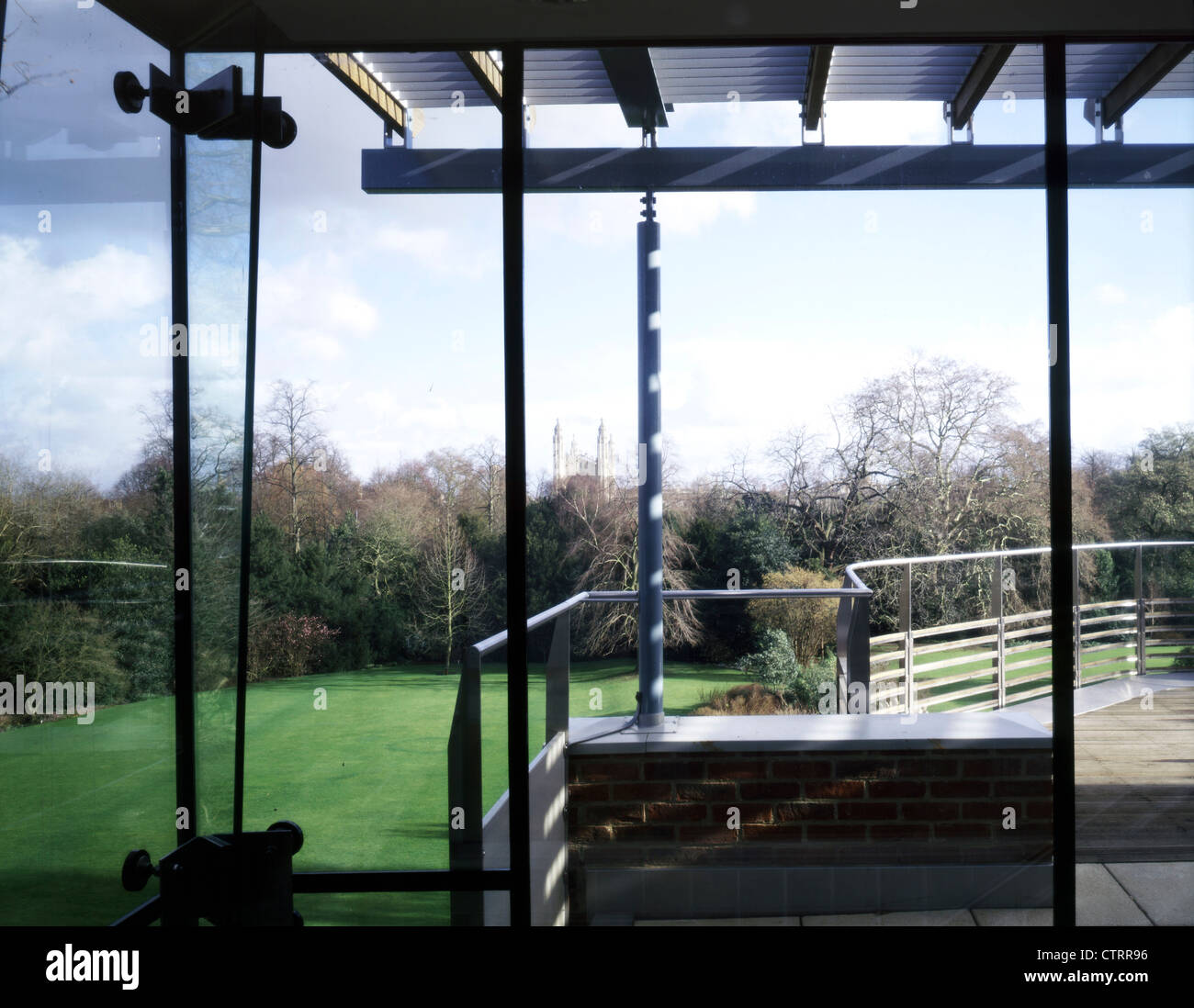 kings college garden hostel view over fellow's garden from 3rd floor ...