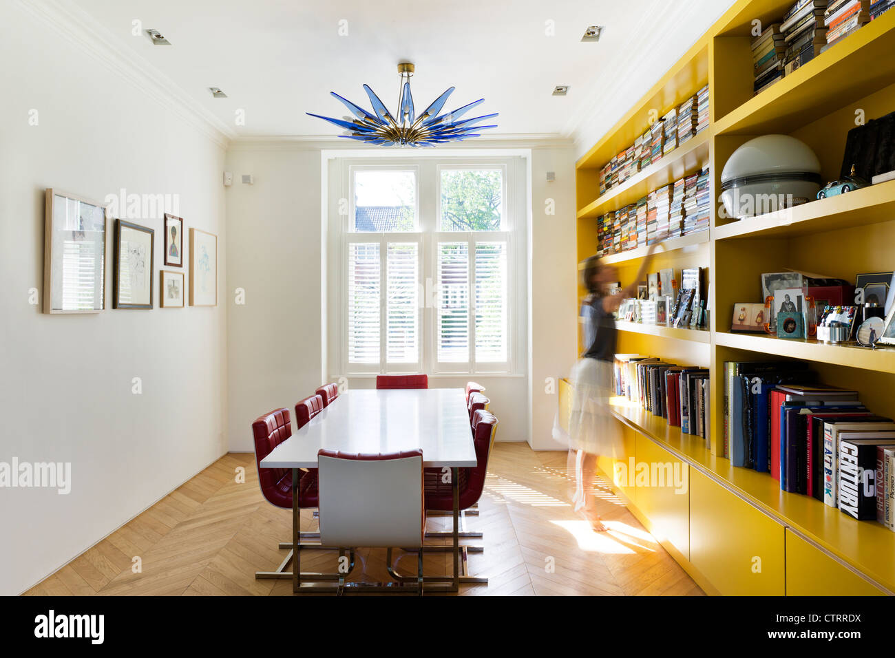 Contrasting Older English Architecture With Modern Day Interior Design ...