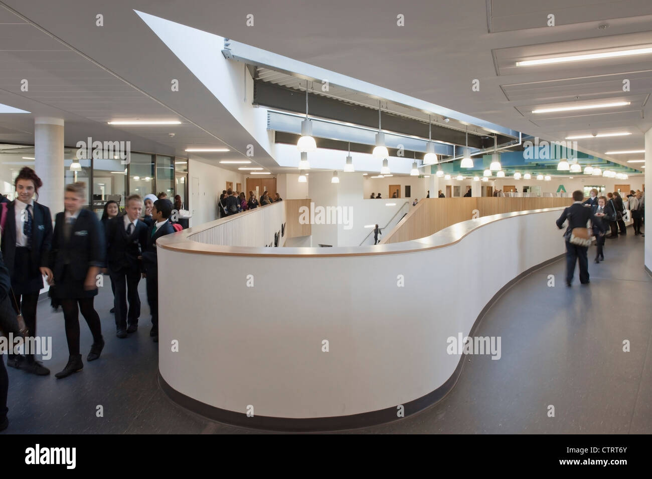 Six form college hi-res stock photography and images - Alamy