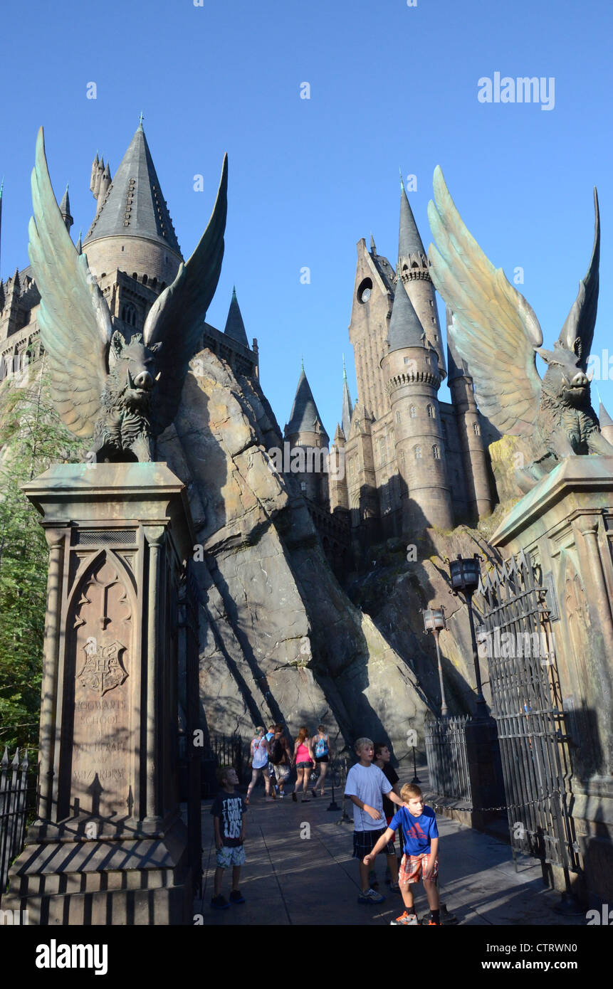 Hogwarts Castle, In The Wizarding World of Harry Potter, Islands of ...