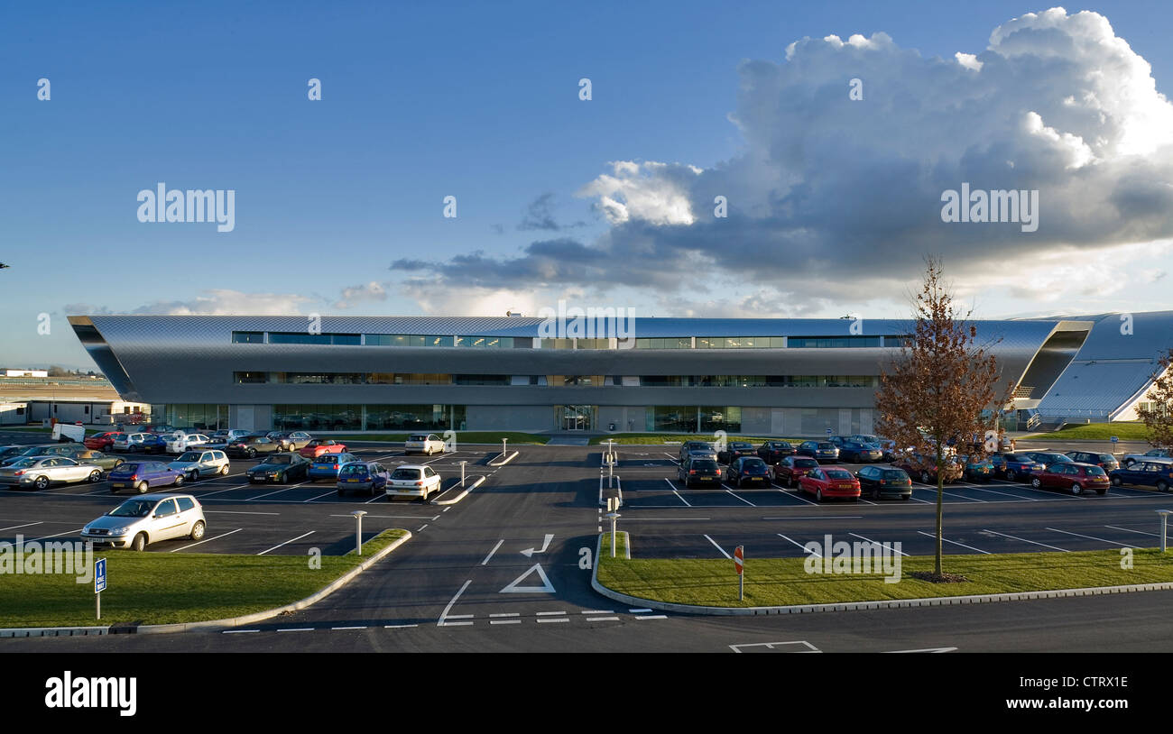 tag farnborough airport north facing elevation Stock Photo - Alamy