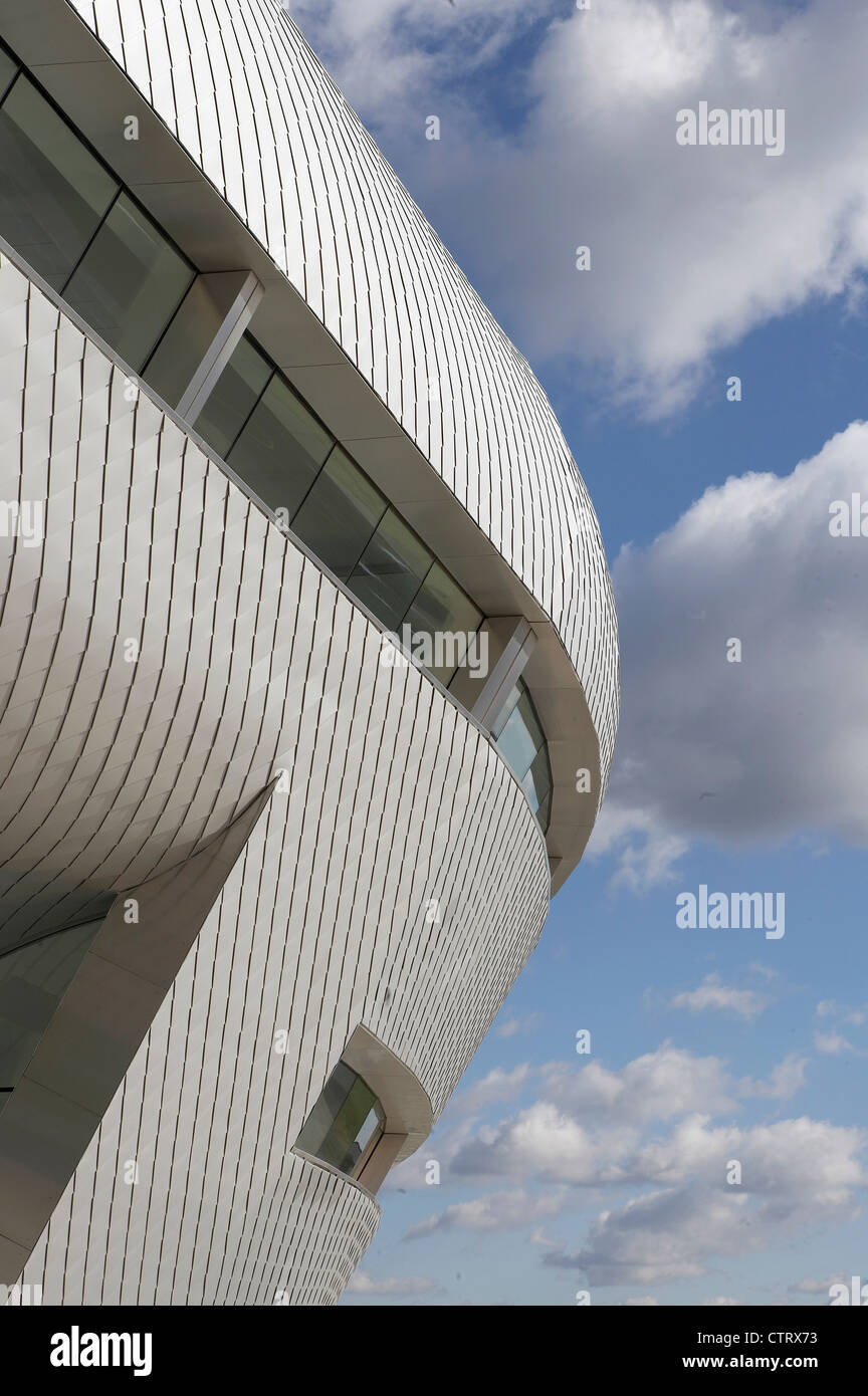 tag farnborough airport detail of cladding Stock Photo - Alamy