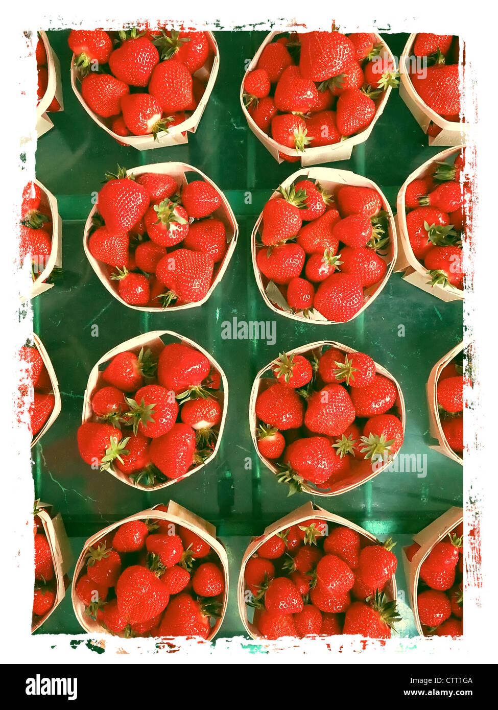 Strawberry background hi-res stock photography and images - Alamy