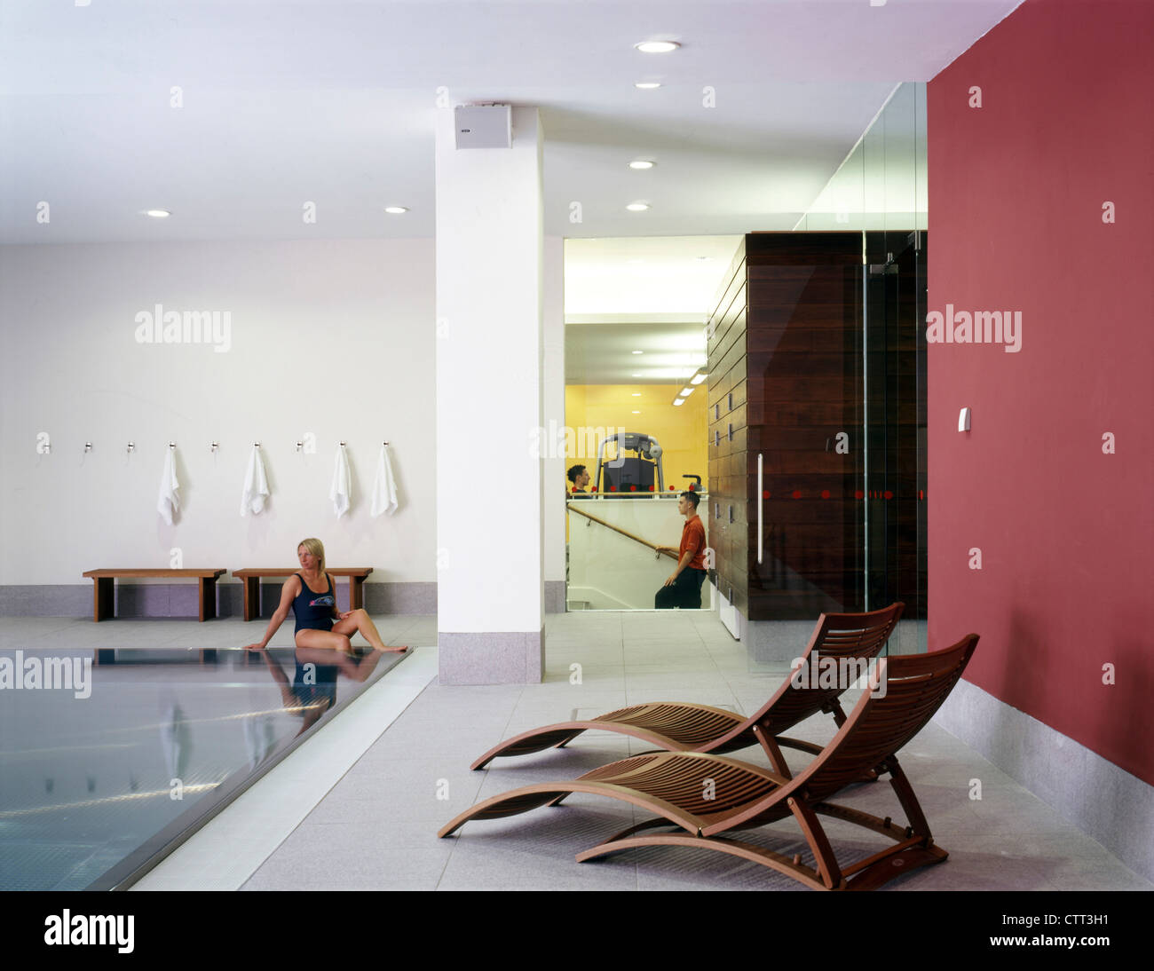 holmes place childrens swimming pool to gym Stock Photo - Alamy