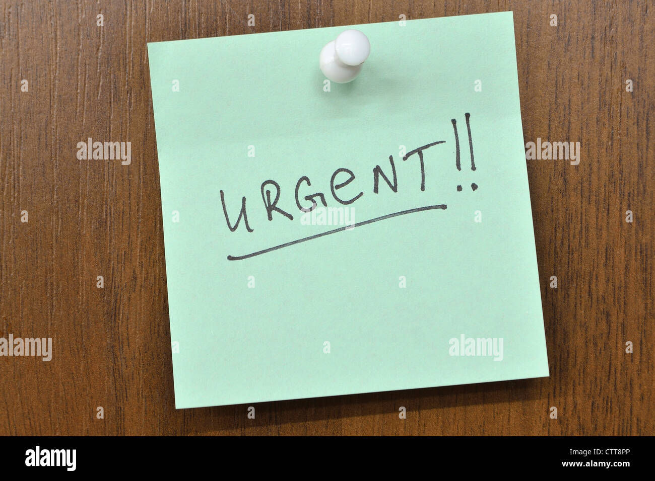 post it note with urgent! word Stock Photo - Alamy
