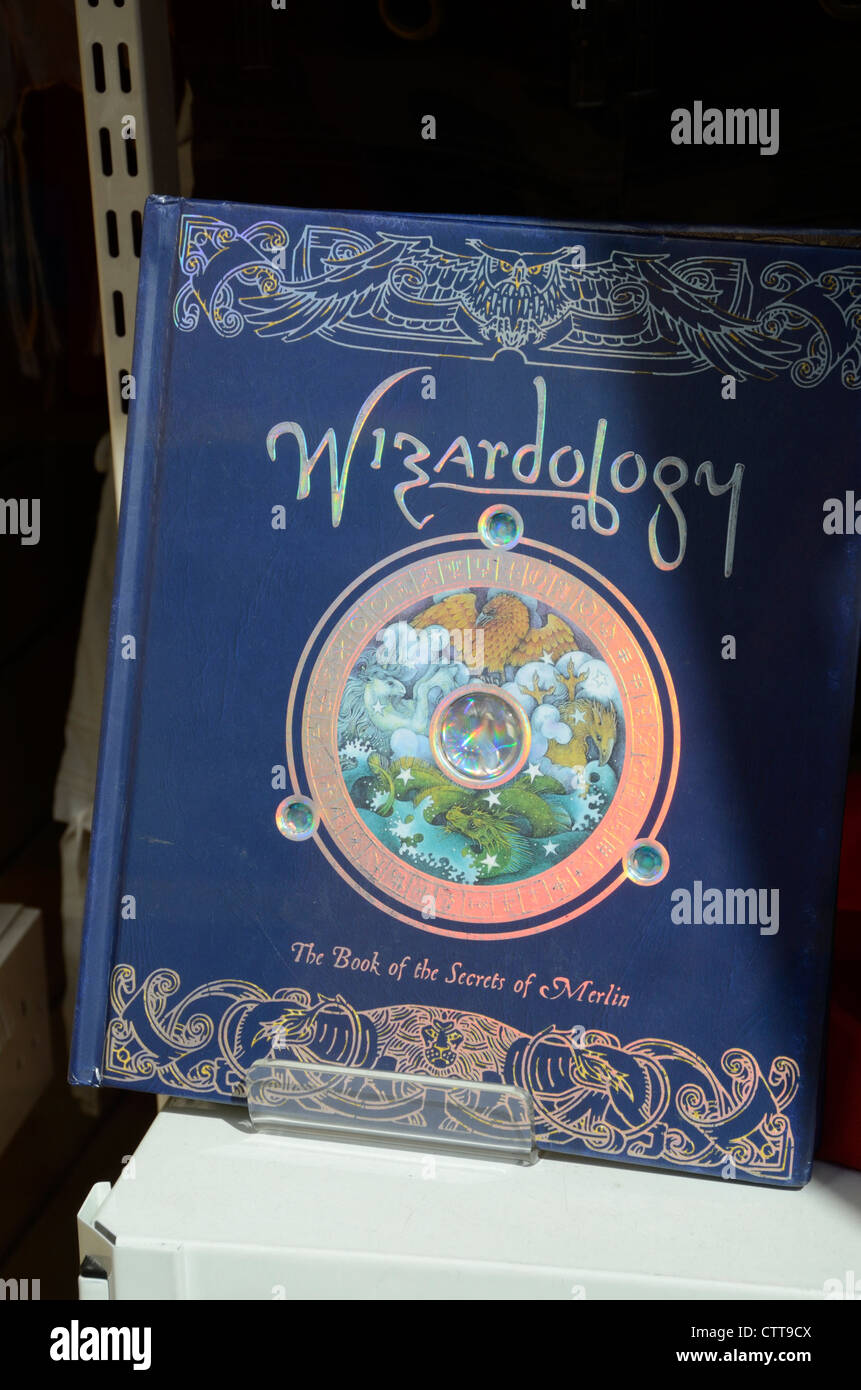 Wizardology hi-res stock photography and images - Alamy