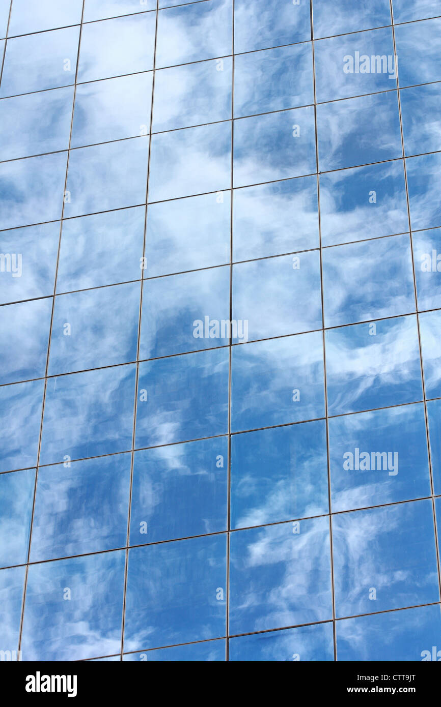 Corner building hi-res stock photography and images - Alamy