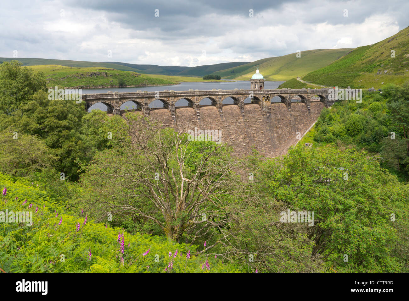 Craig Goch reservoir and dam, Elan Valley, Wales UK Stock Photo - Alamy