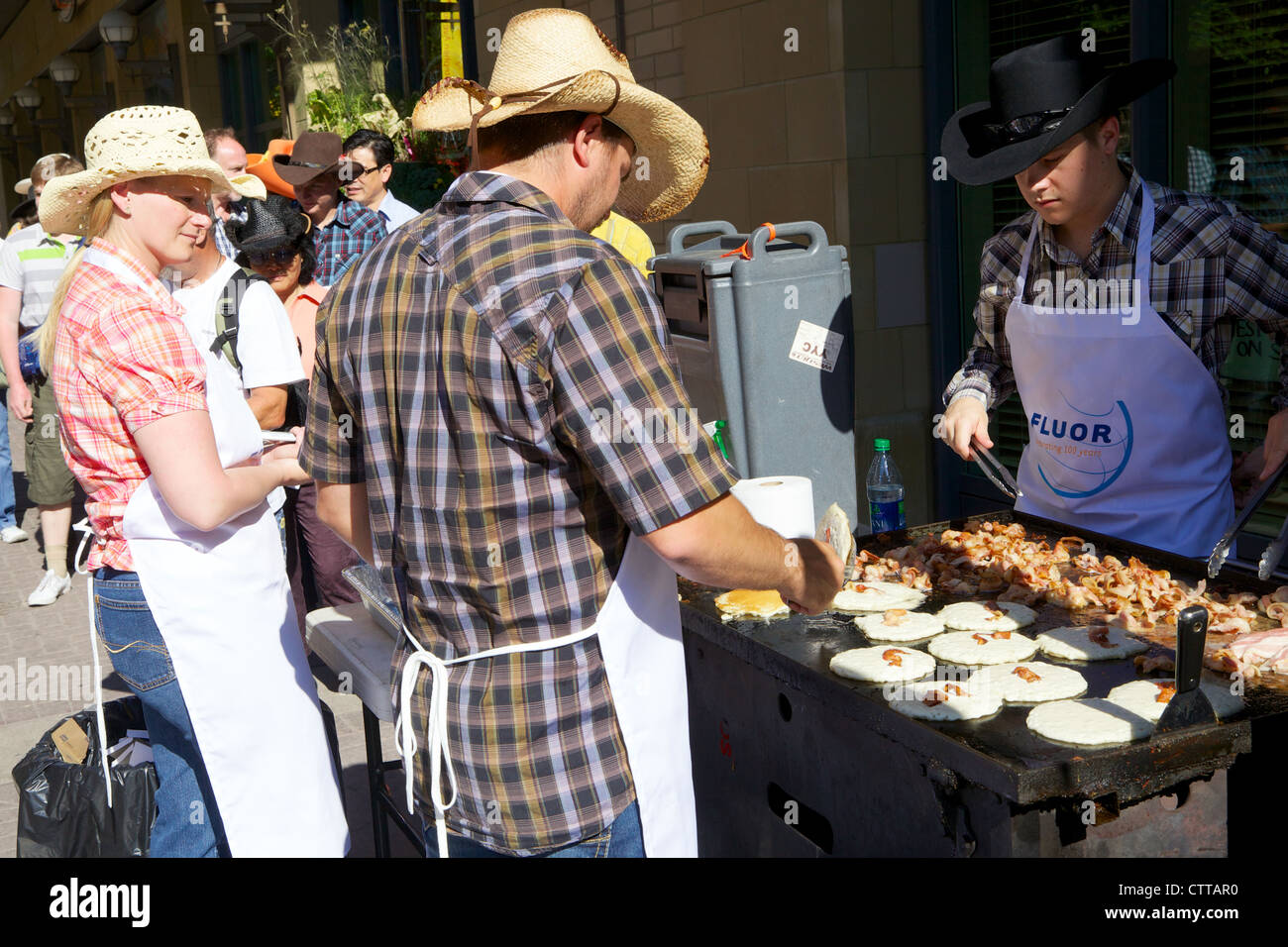 Chuckwagon breakfast hi-res stock photography and images - Alamy