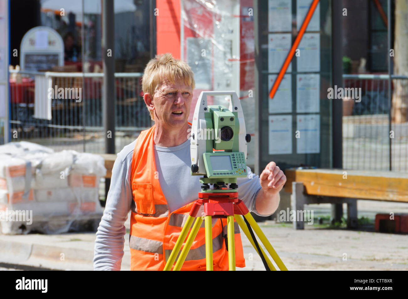 Geodesist hi-res stock photography and images - Alamy