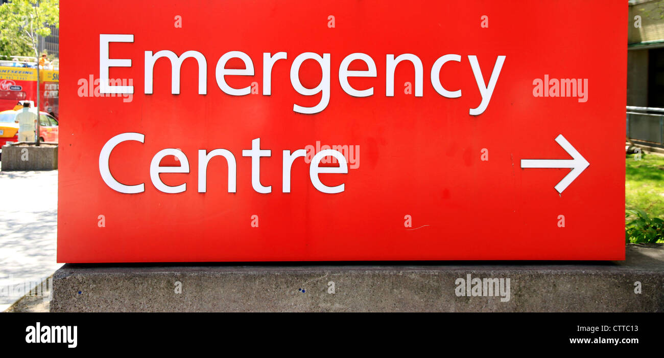 Emergency room sign hi-res stock photography and images - Alamy