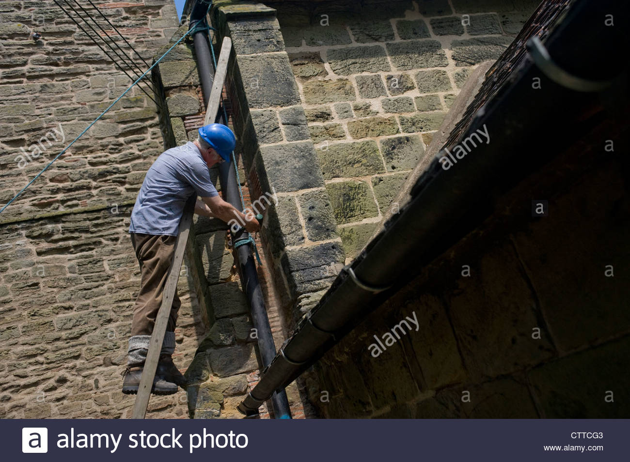 Workman Ladder Stock Photos & Workman Ladder Stock Images - Alamy