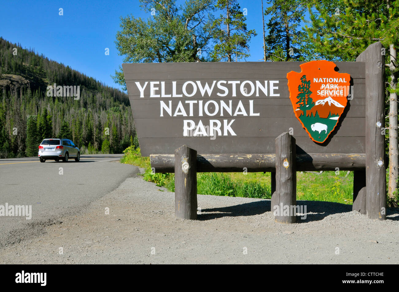 Welcome sign yellowstone hi-res stock photography and images - Alamy