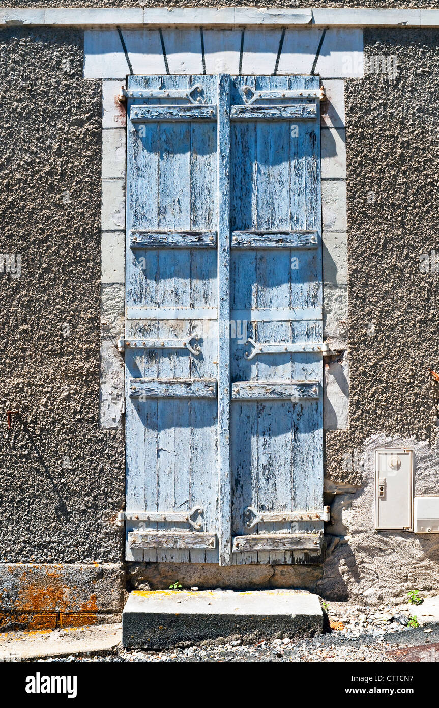 Old shutters hi-res stock photography and images - Alamy