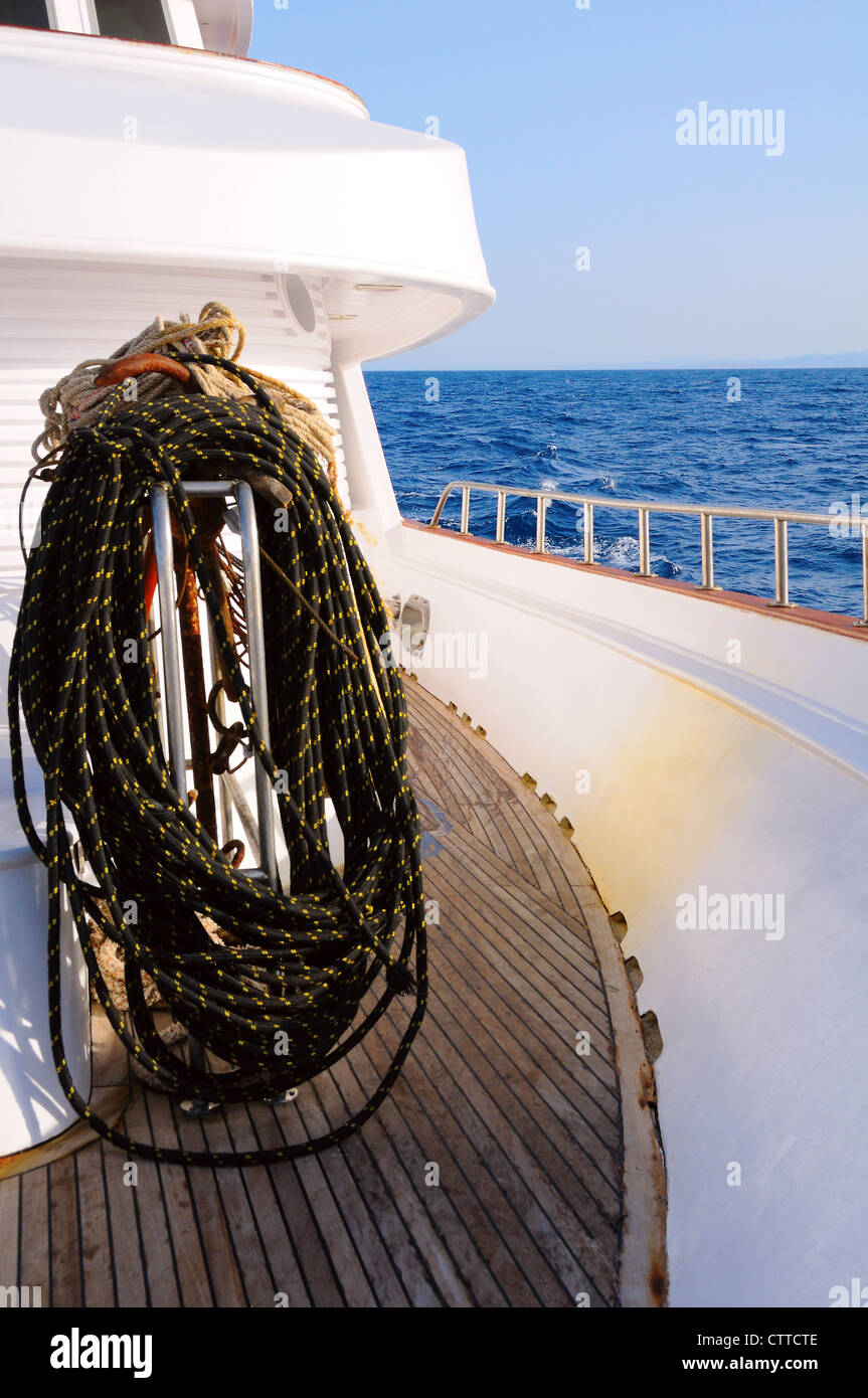 Bundle of rope on marine yacht on the sea Stock Photo - Alamy