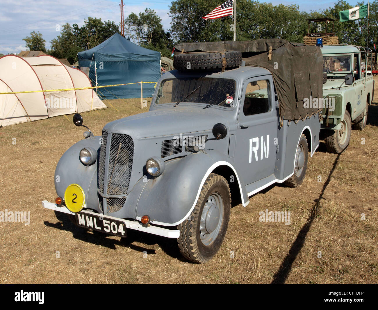 Old hillman truck hi-res stock photography and images - Alamy