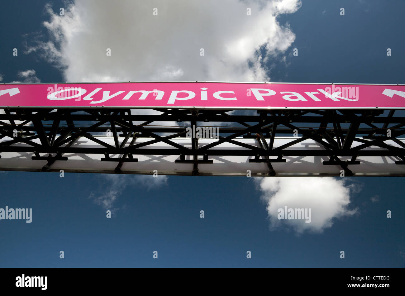 Signage olympic park hi-res stock photography and images - Alamy