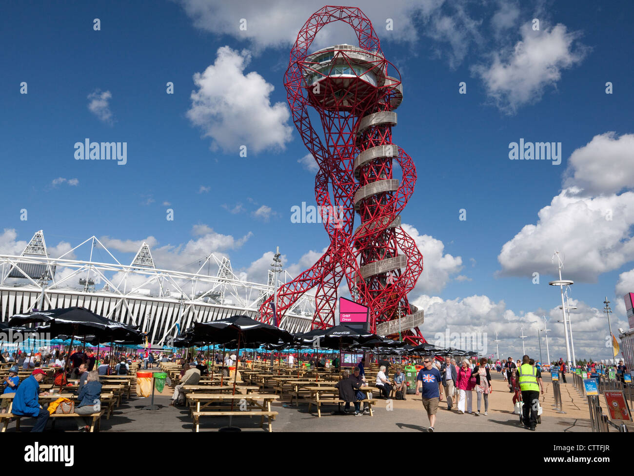 Arcelormittal orbit tower hi-res stock photography and images - Alamy