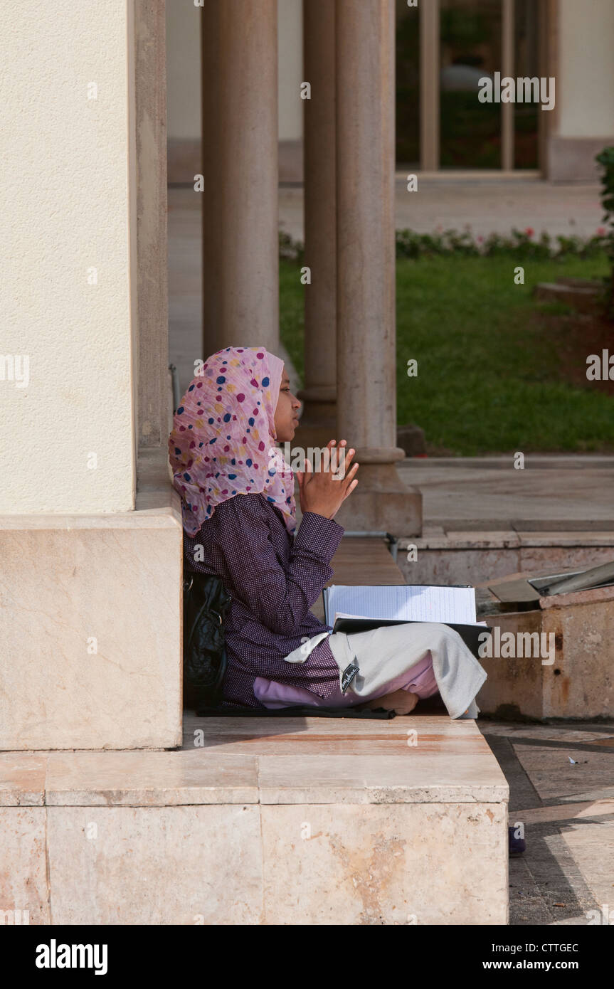 Prayer morocco hi-res stock photography and images - Alamy