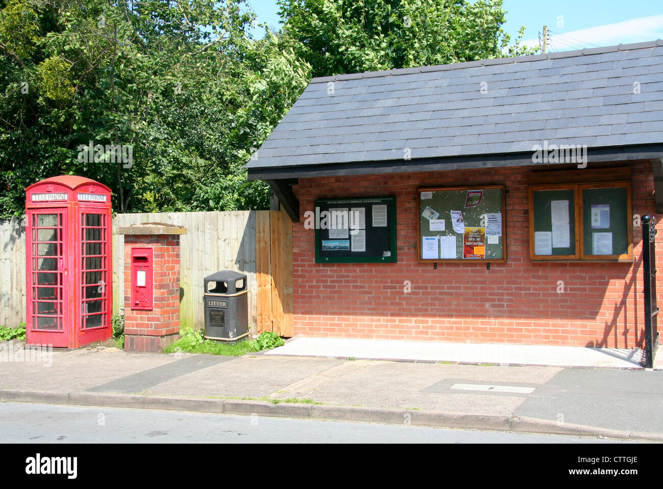 Bus stop and telephone box hi-res stock photography and images - Alamy