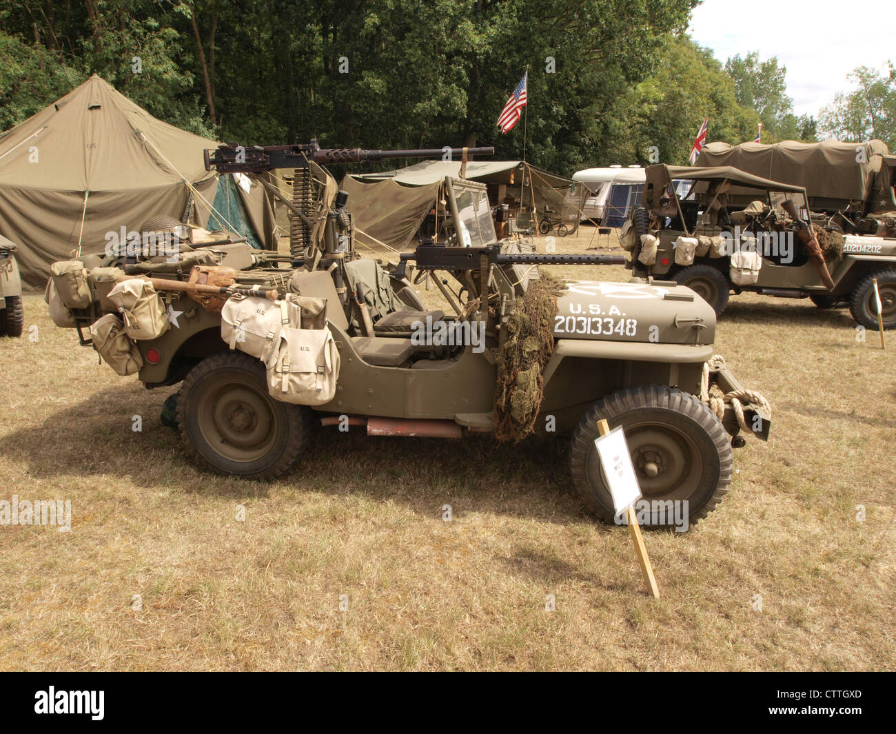 Willys mb soldier hi-res stock photography and images - Alamy