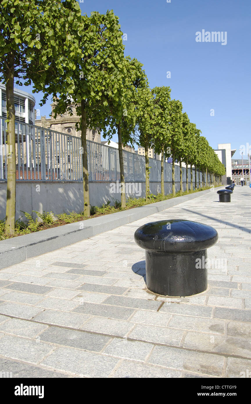 Waterfront promenade at Atlantic Quay in Glasgow, Scotland Stock Photo ...