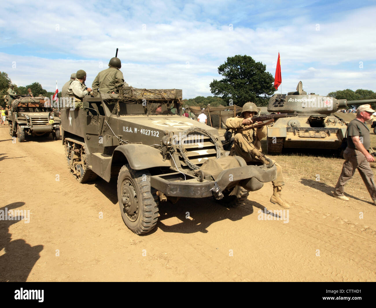 White halftrack hi-res stock photography and images - Alamy