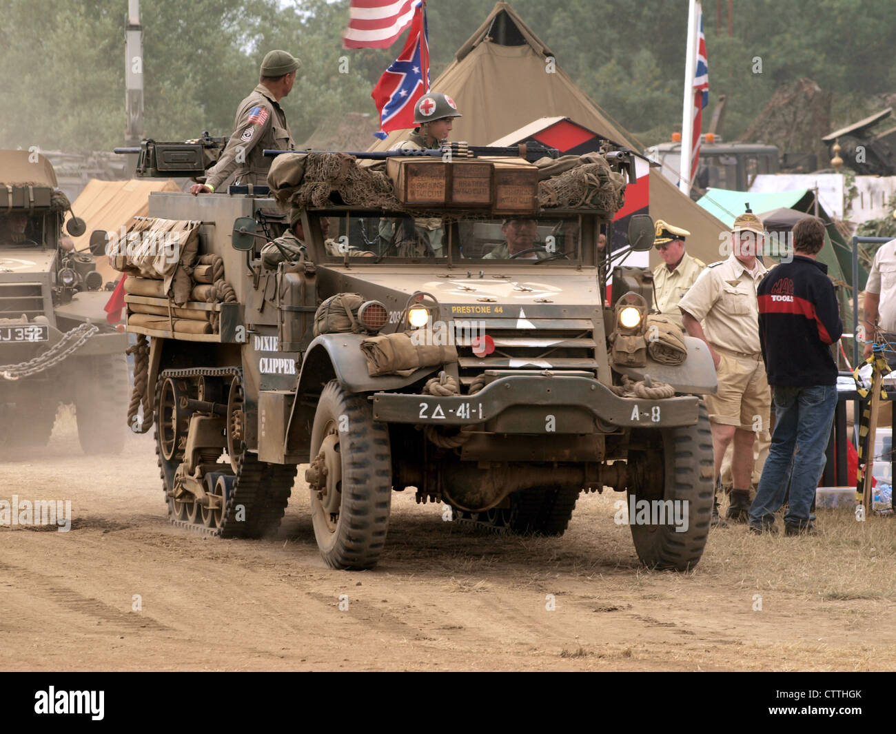White halftrack hi-res stock photography and images - Alamy