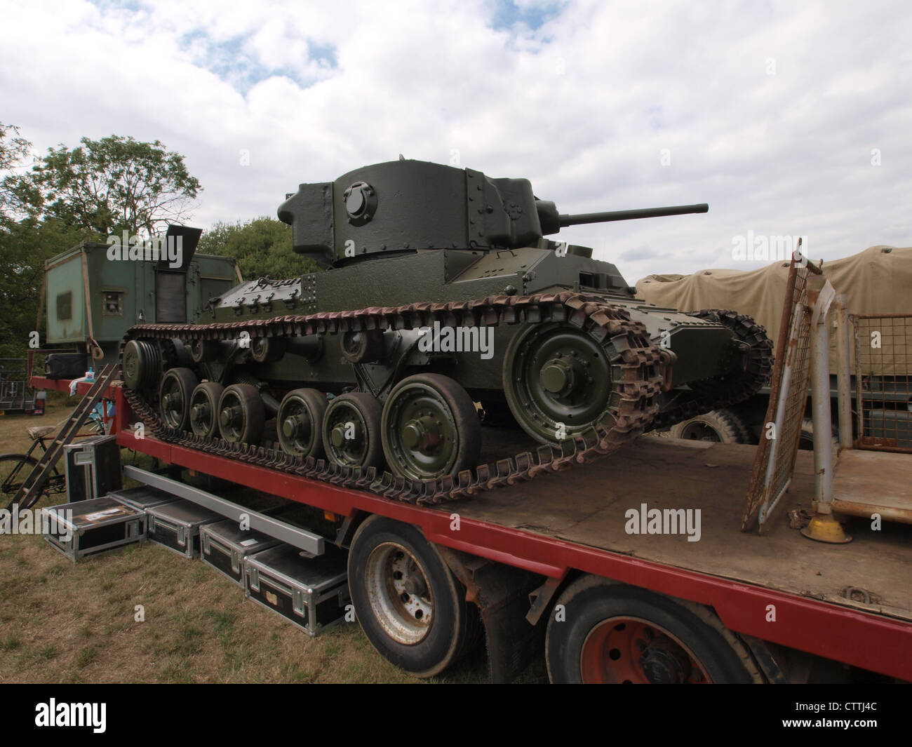 The Valentine Mk V is a British infantry tank from 1942, known for its ...