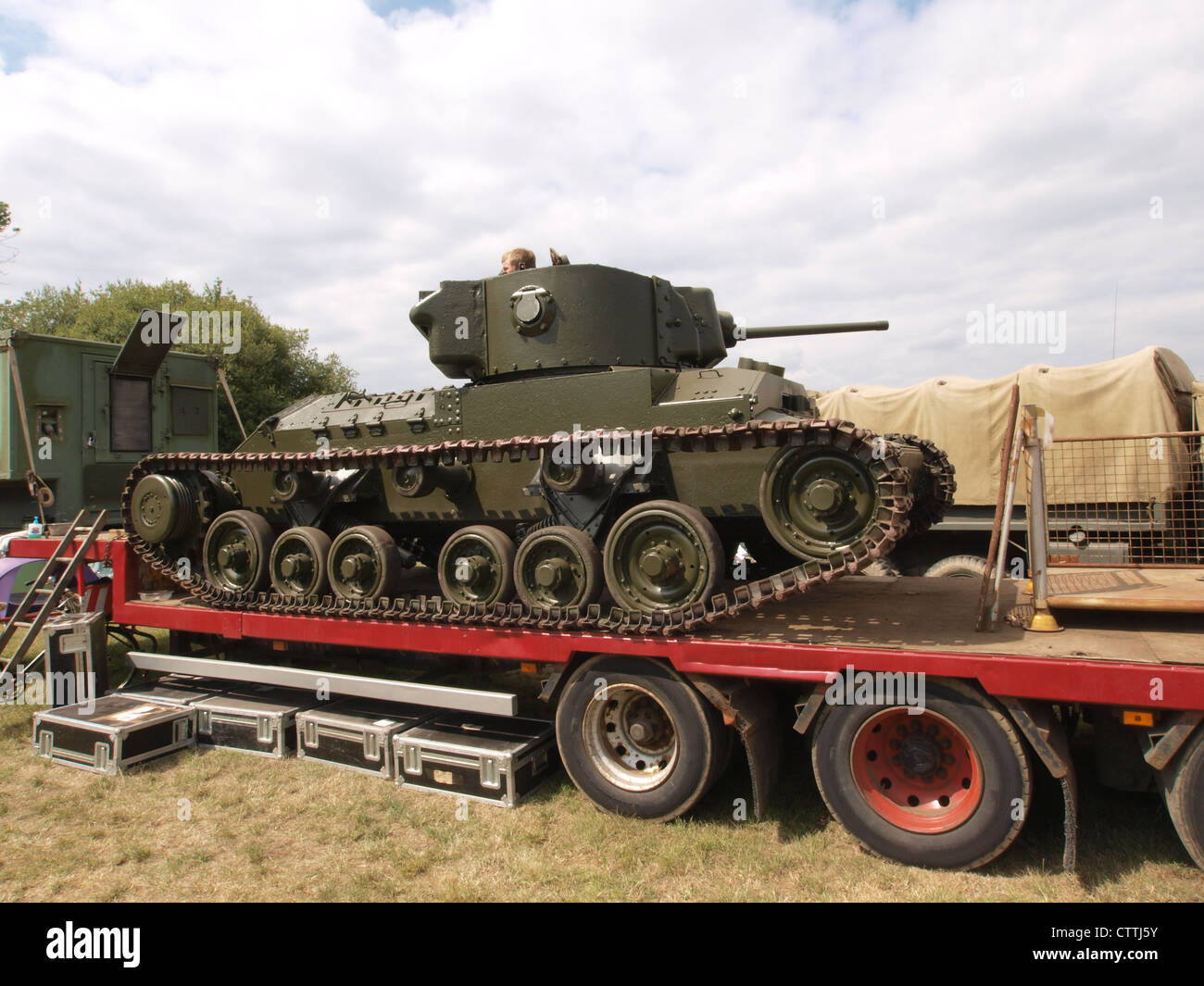 British valentine tank hi-res stock photography and images - Alamy