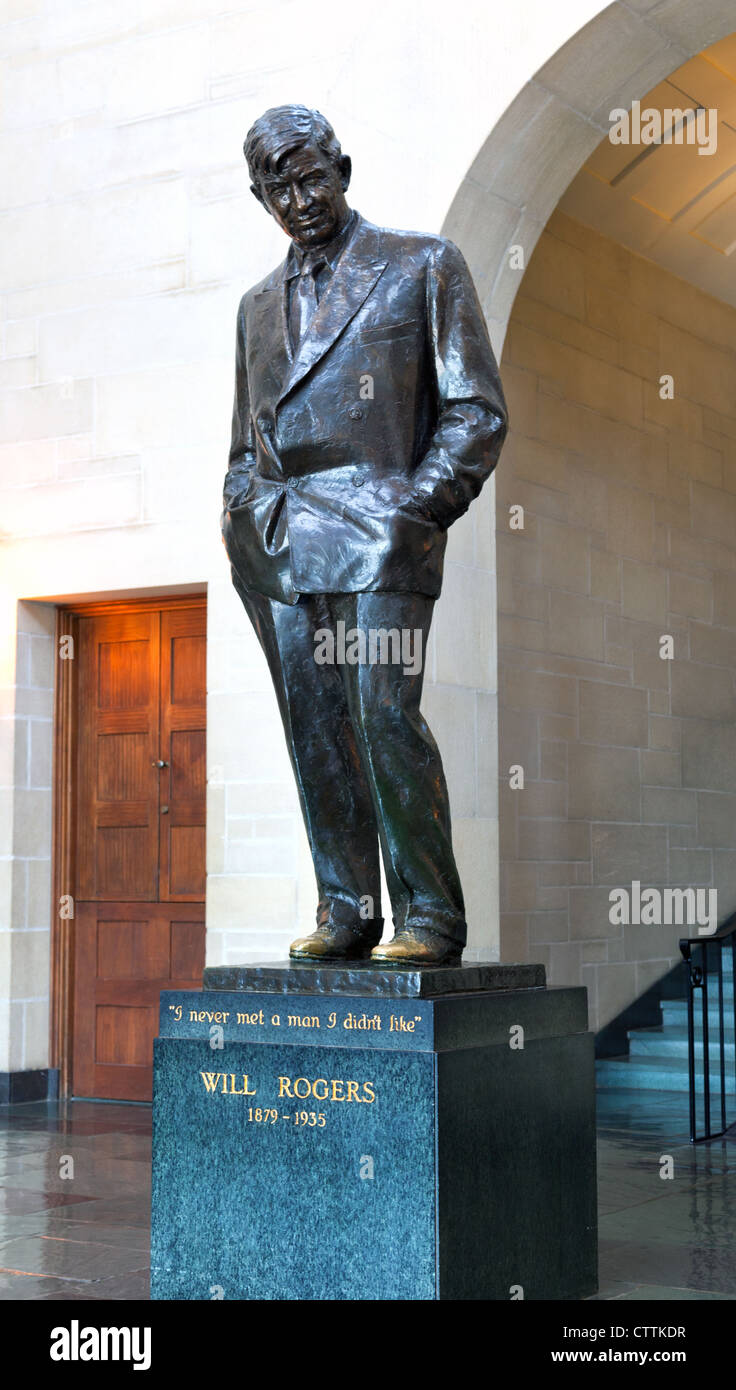 Claremore, OK: Statue of Will Rogers at the Will Rogers Memorial Museum ...