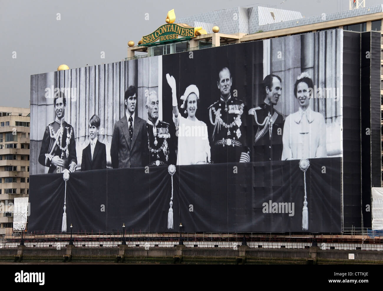 Family poster hi-res stock photography and images - Alamy