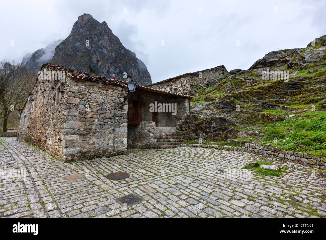 Bulnes (El Castillo), Cabrales, Picos de Europa National Park, Asturias ...