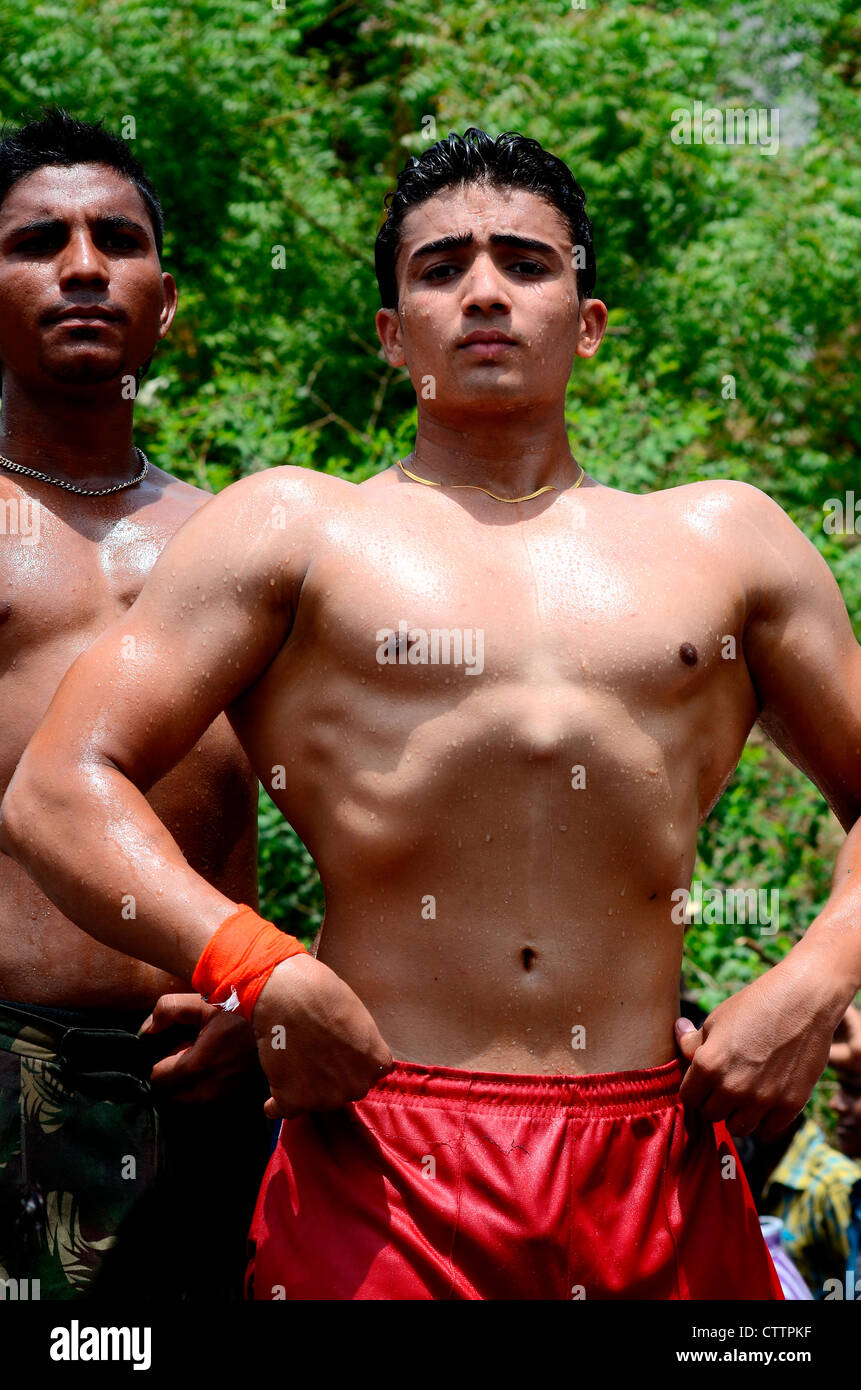 Show of strength hi-res stock photography and images - Alamy