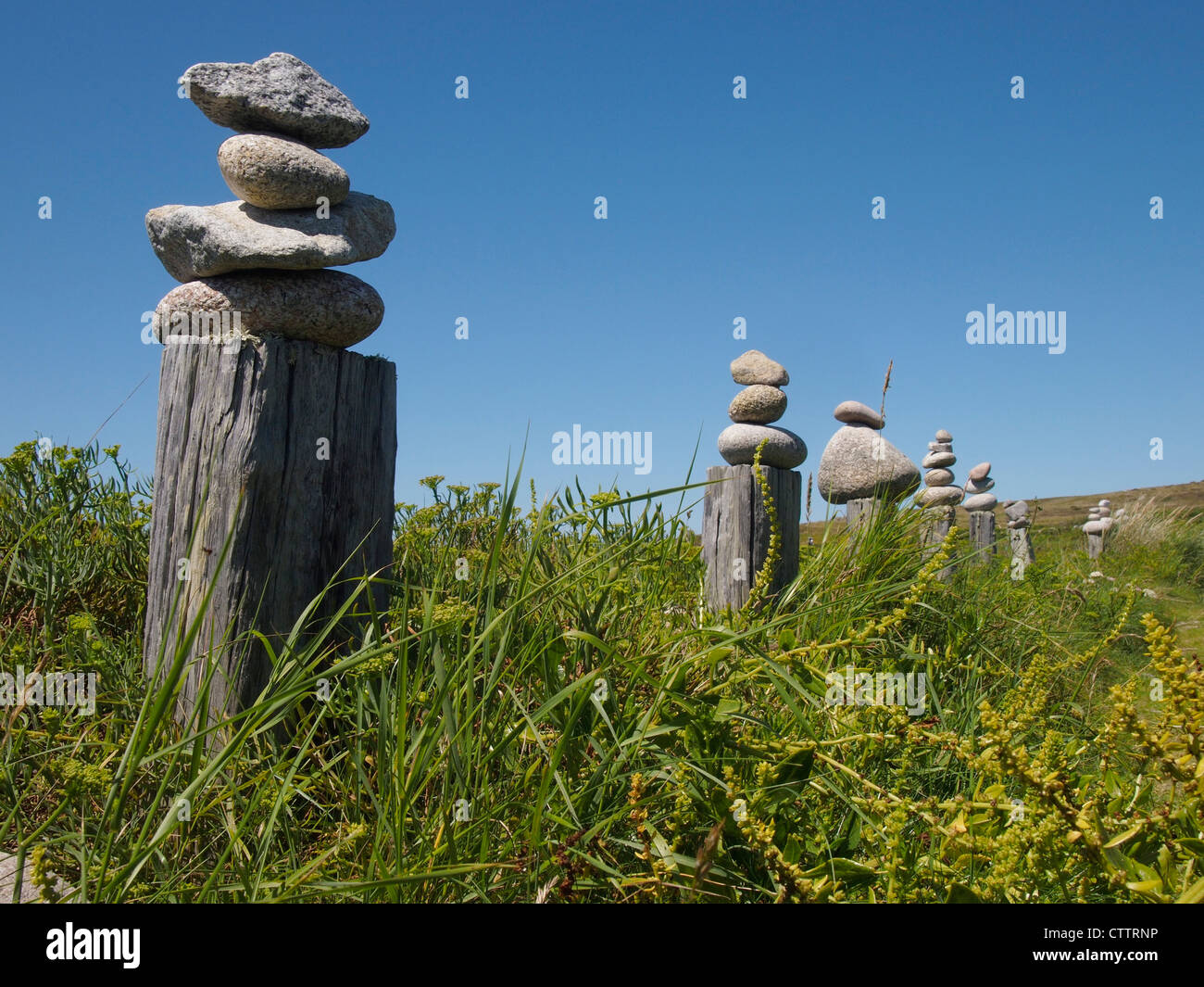 stone cairns at Great Popplestone, Bryher, Scilly Isles Stock Photo - Alamy