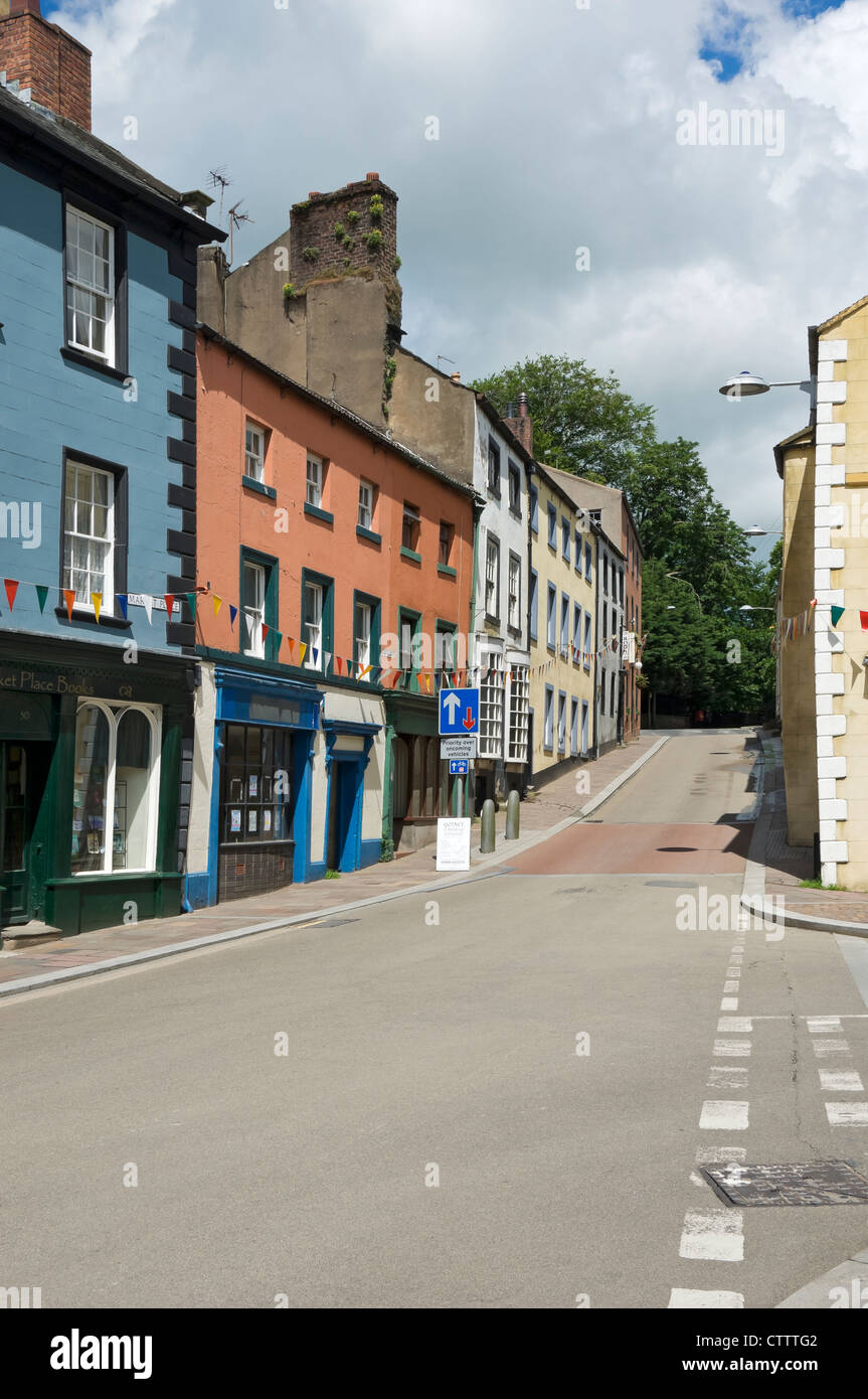 Colourful buildings shops stores on Castlegate and Market Place in ...