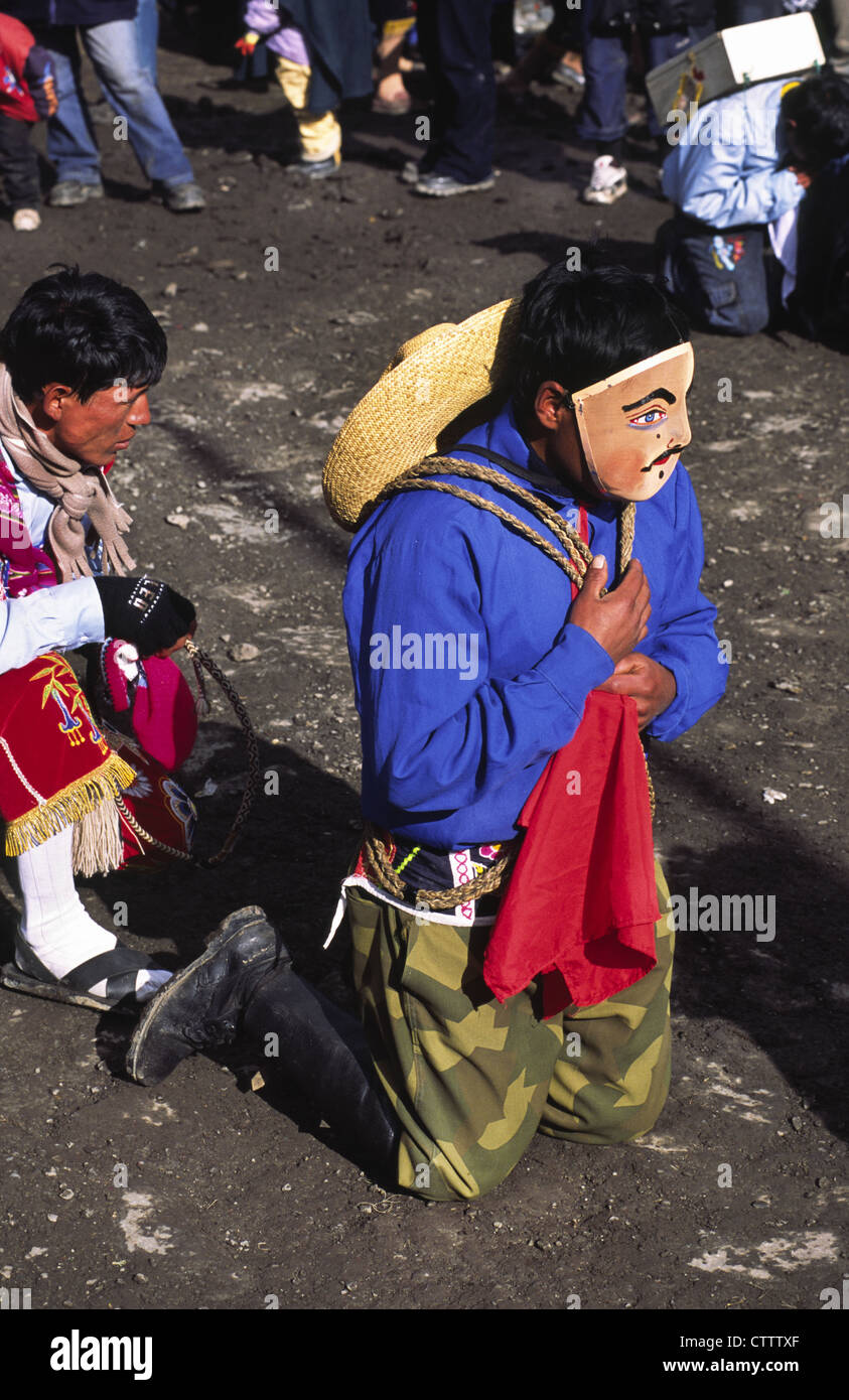 Native american indian man praying hi-res stock photography and images ...
