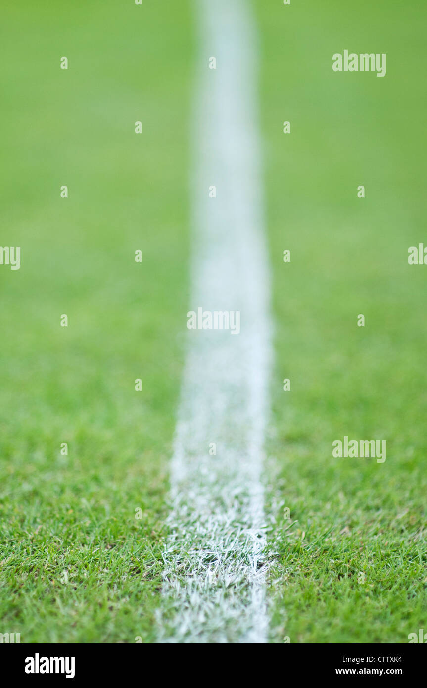 Silver line train hi-res stock photography and images - Alamy