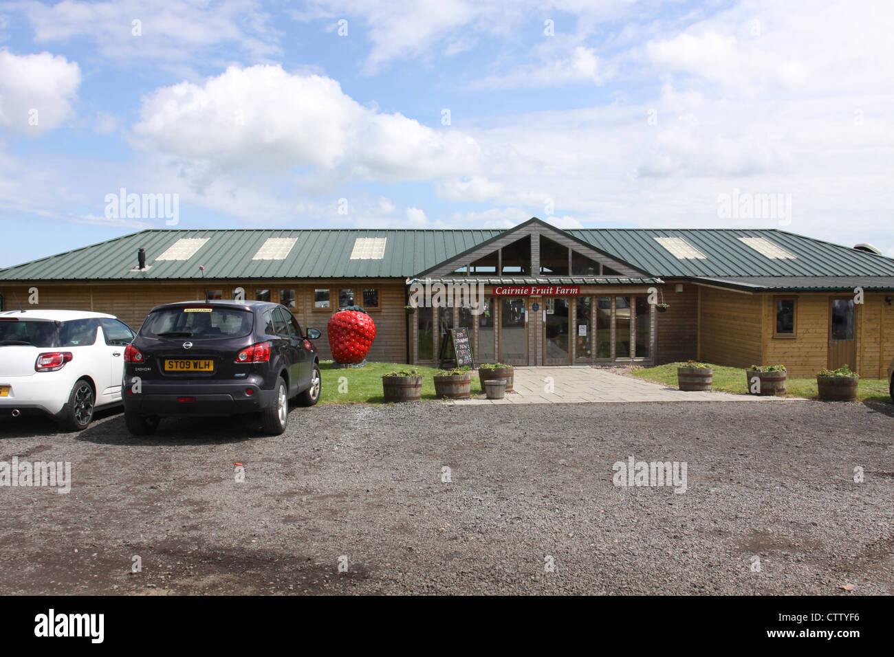Exterior of Cairnie Fruit Farm Fife Scotland June 2011 Stock Photo - Alamy