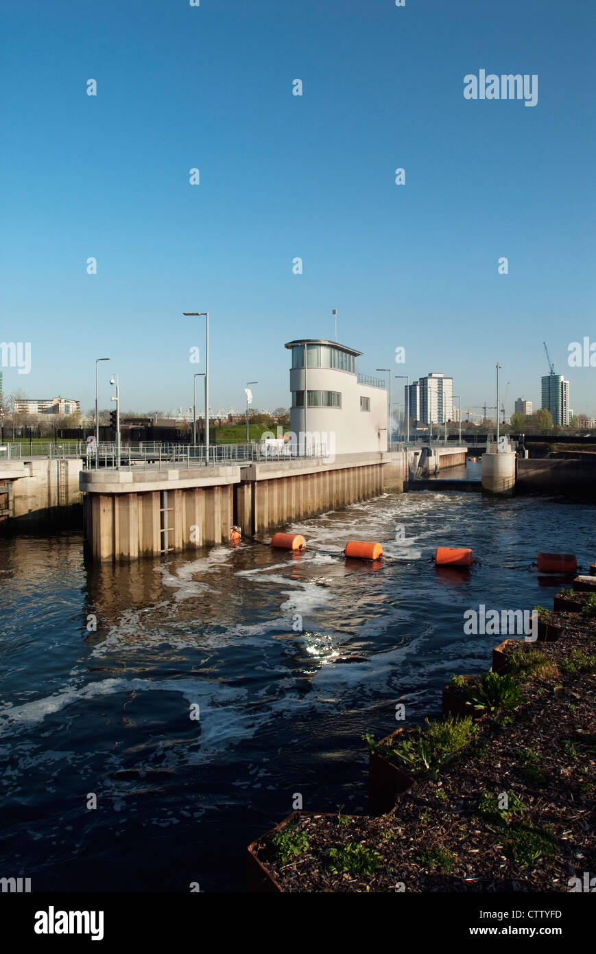 Three Mills lock used for providing a route for barges to enter the ...