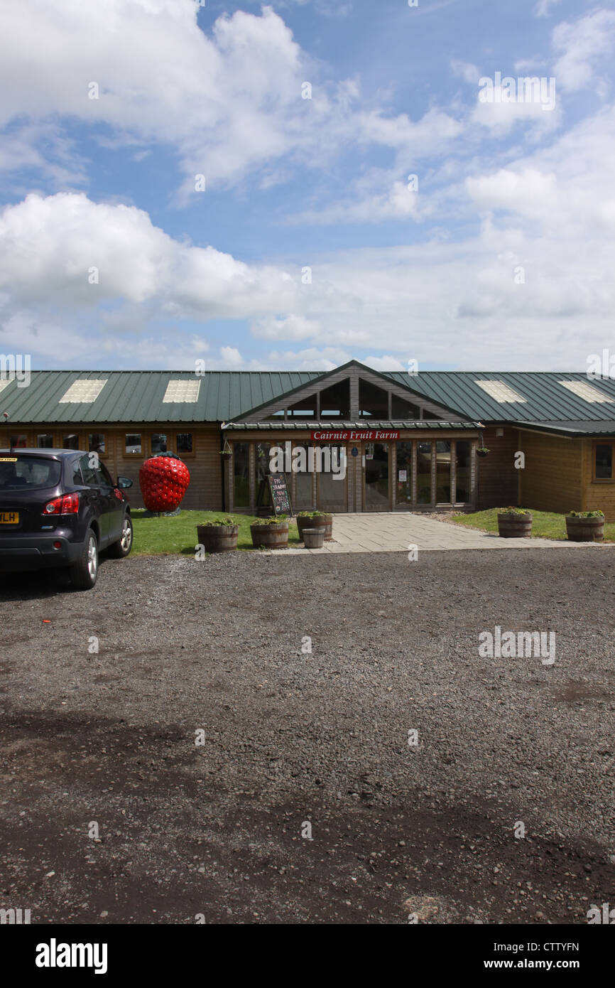 Exterior of Cairnie Fruit Farm Fife Scotland June 2011 Stock Photo - Alamy
